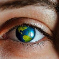 Eyes Everywhere videos - Dailymotion