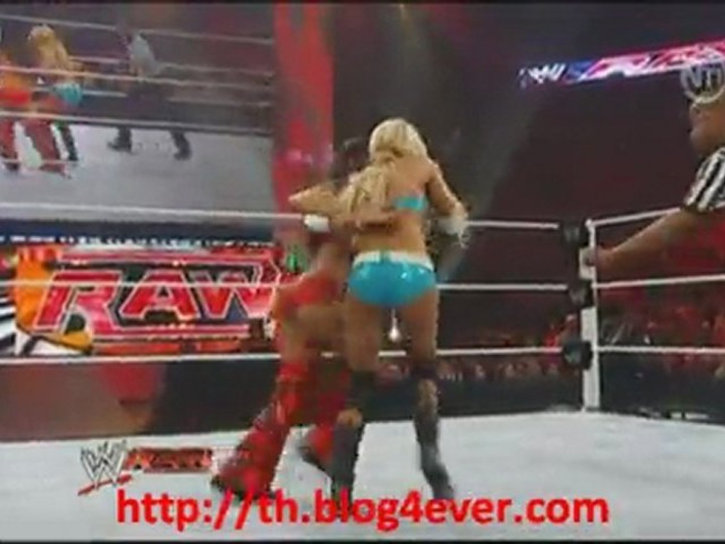 Kelly Kelly Vs Maryse Kharma Attacks