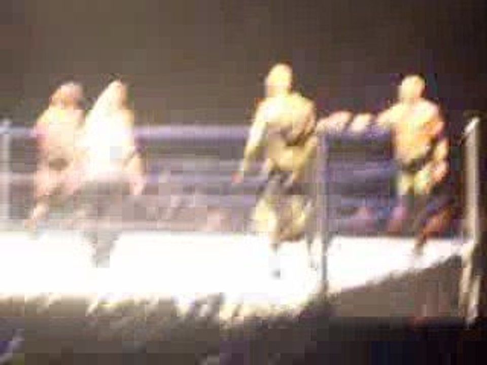 Bercy 27/09/2009 - Smackdown/ECW - Public et Christian - Vidéo Dailymotion