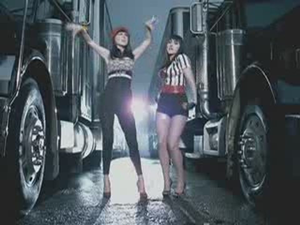 Brit And Alex - Vidéo Dailymotion