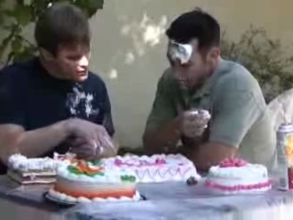 cake fight trailer - video Dailymotion