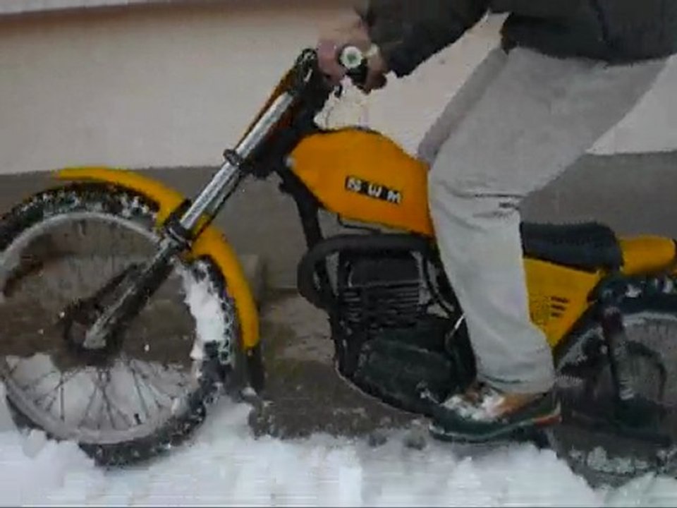 SWM 125 TL 1er essai trial après remise en état - Vidéo Dailymotion