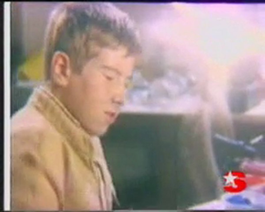 Badi (Turkish E.T) Part 1 - Vidéo Dailymotion