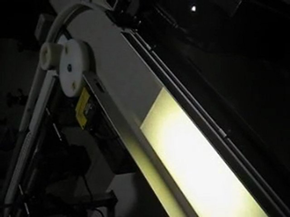 Backlit belt conveyor for inspection - video Dailymotion