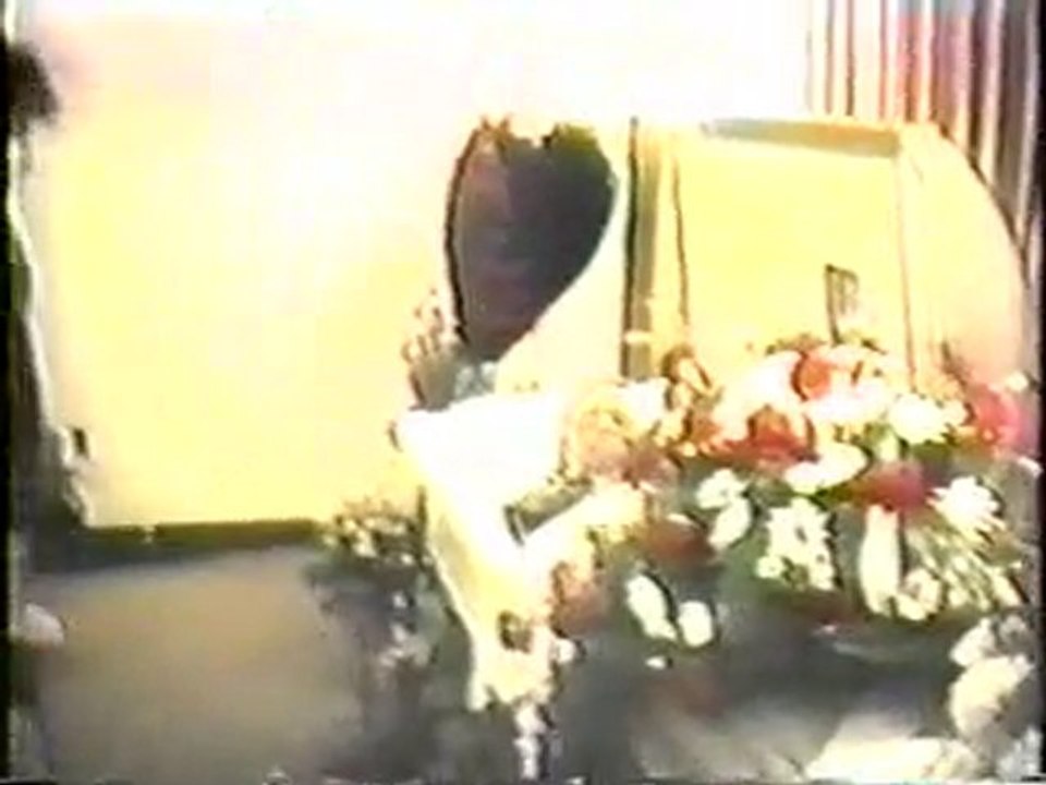 gg allin funeral part 1 of 4 - video Dailymotion