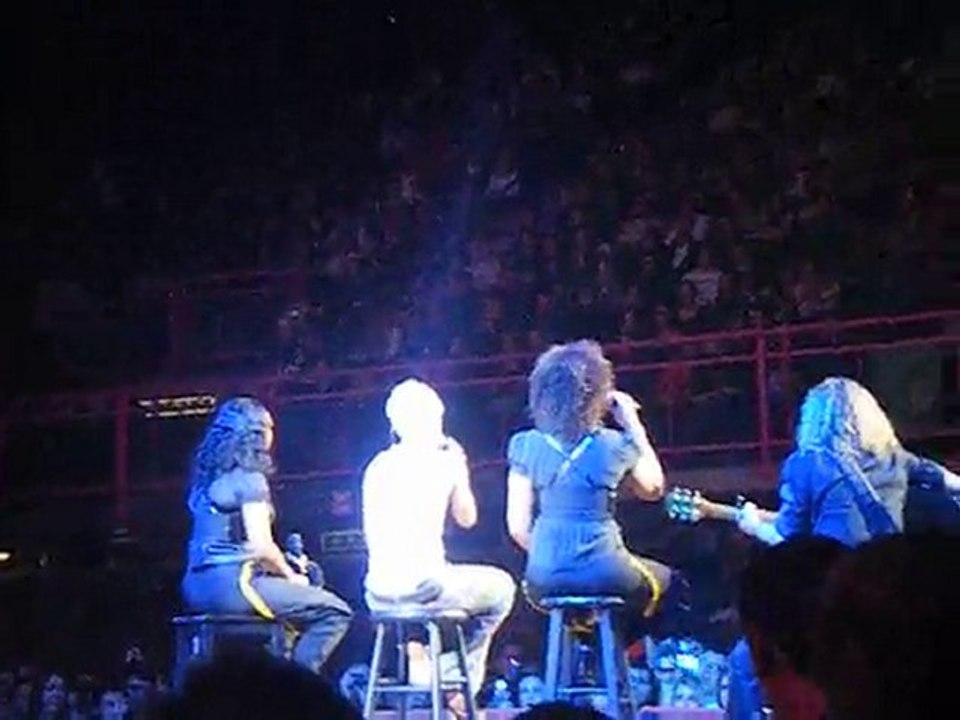 Pink - Dear Mr President (live Genève 15/12/09) - Vidéo Dailymotion