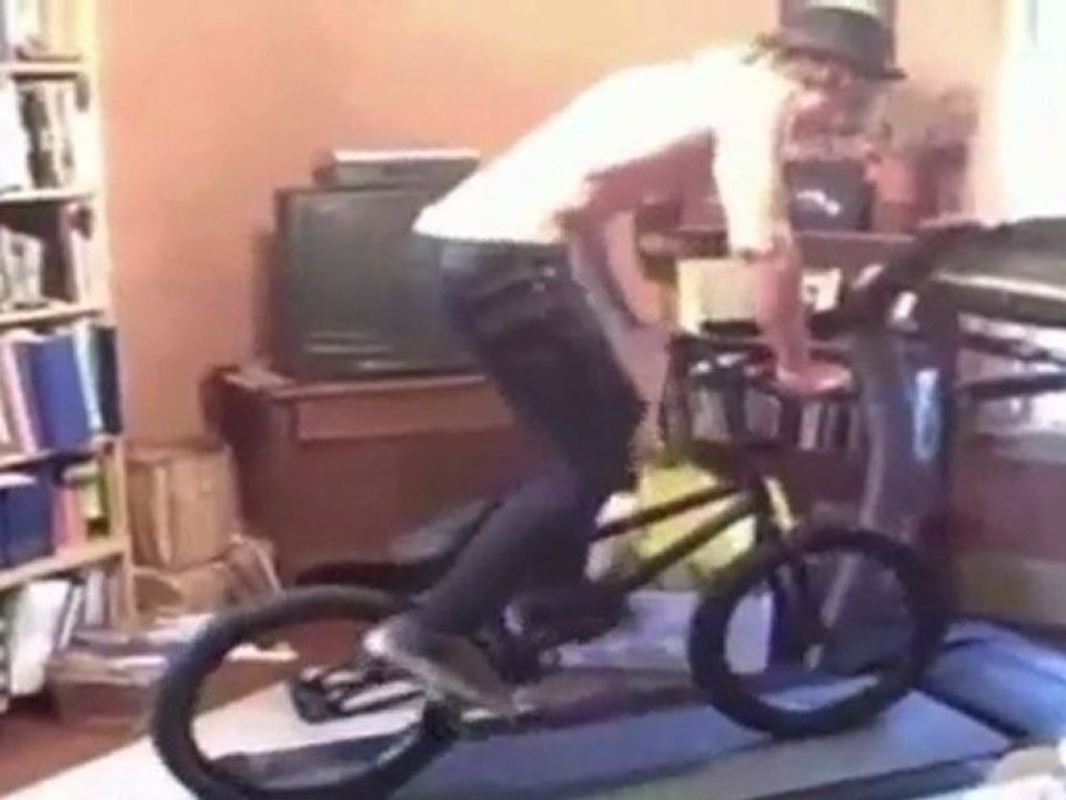 Komische Menschen aus dem Alltag - video Dailymotion