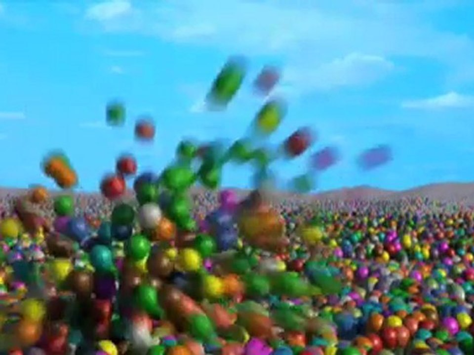 Bugsy the guinea-pig swimming in a sea of gumballs - video Dailymotion