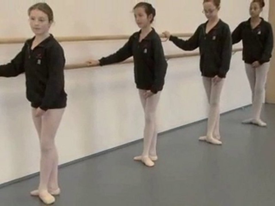 How To Do A Frappe Ballet Position - video Dailymotion