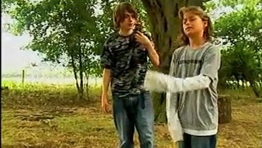 Leonardo - Julian Mohn - video dailymotion