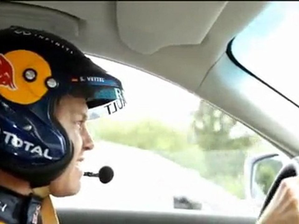 Sebastian Vettel vs Mark Webber at the Nordschleife - video Dailymotion