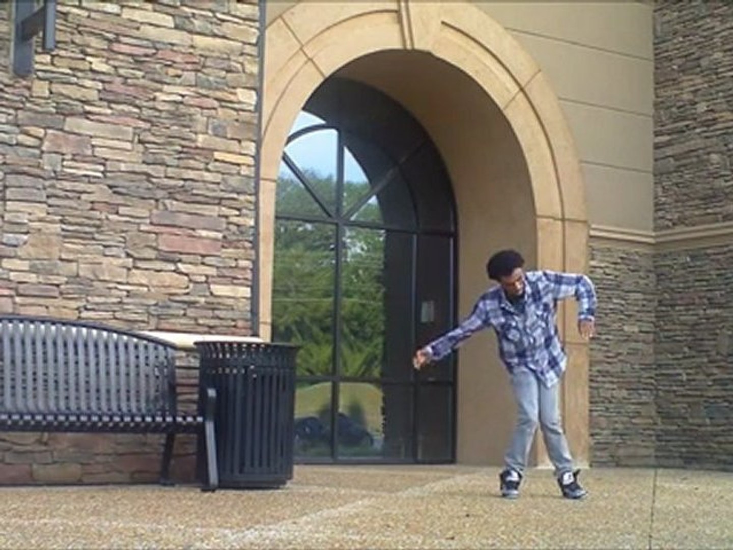 Marquese Scott Beat It