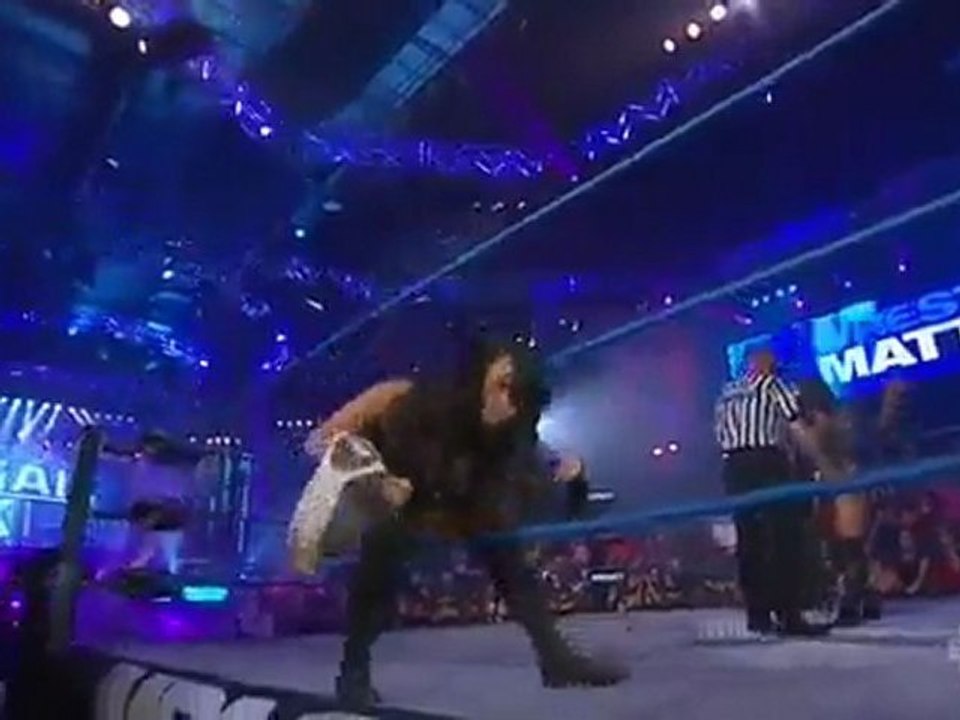 Mickie James vs Gail Kim - video Dailymotion