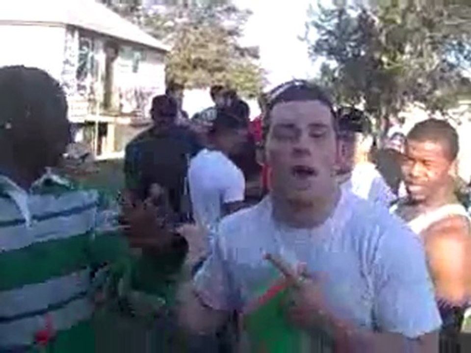 THE FUNNIEST RAP BATTLE EVER MUST WATCH - video Dailymotion