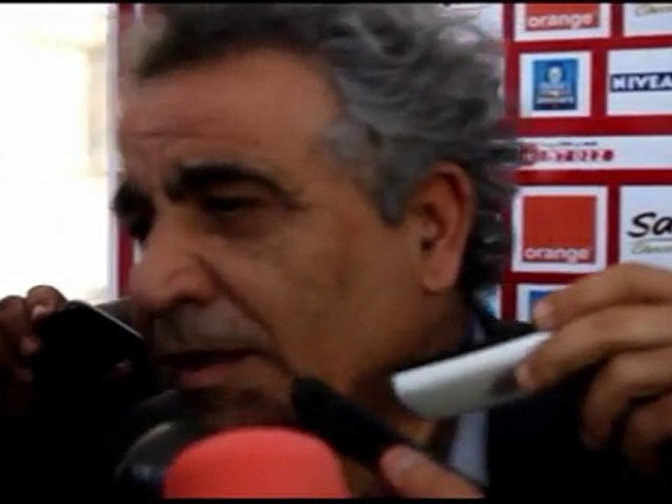 Premier match et première victoire pour "Si" Faouzi - Vidéo Dailymotion