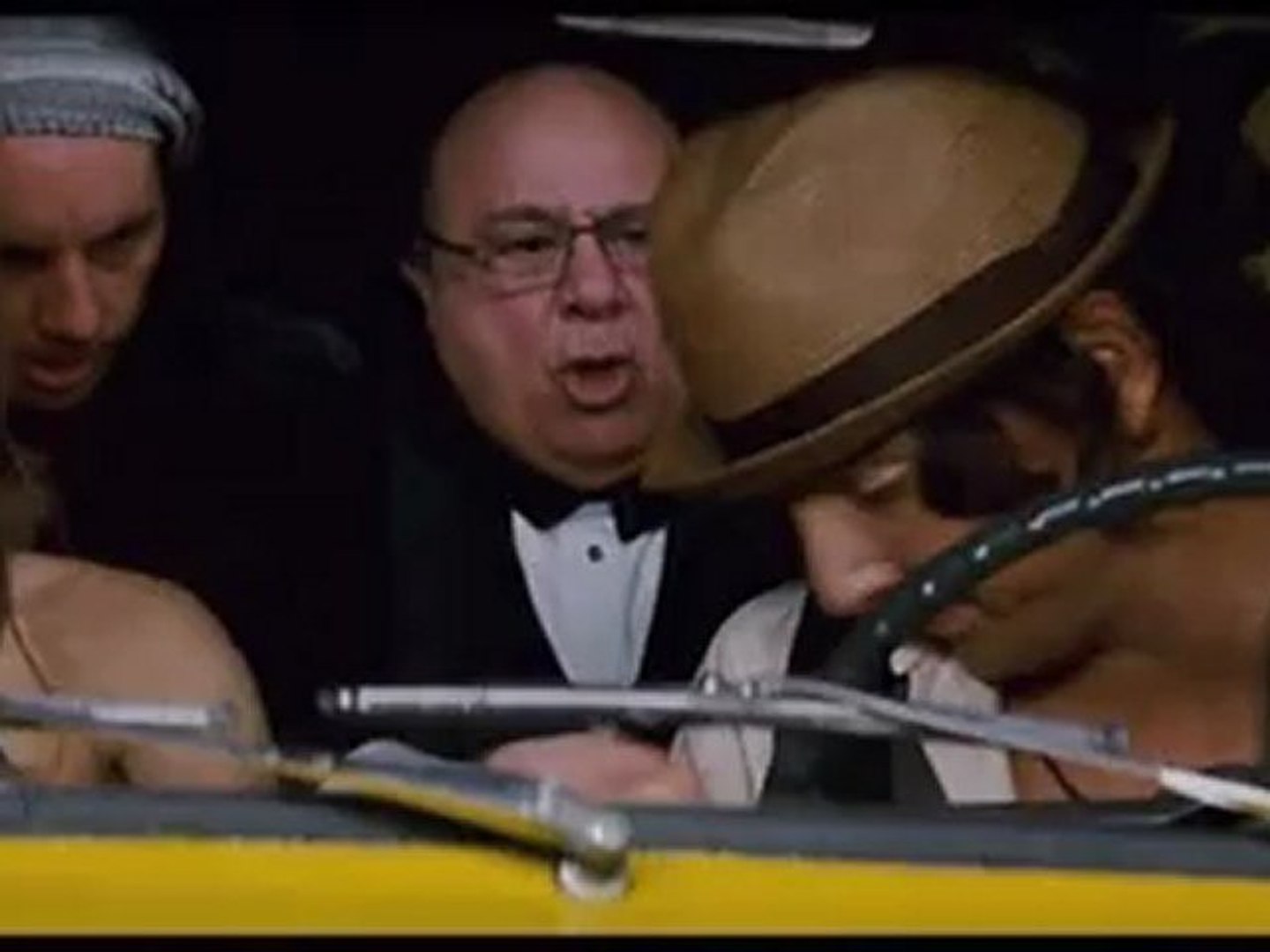 When In Rome Trailer 2010 Cars