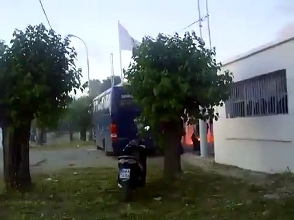 Πειραικη Πατραικη-Χρυση αυγή - video Dailymotion