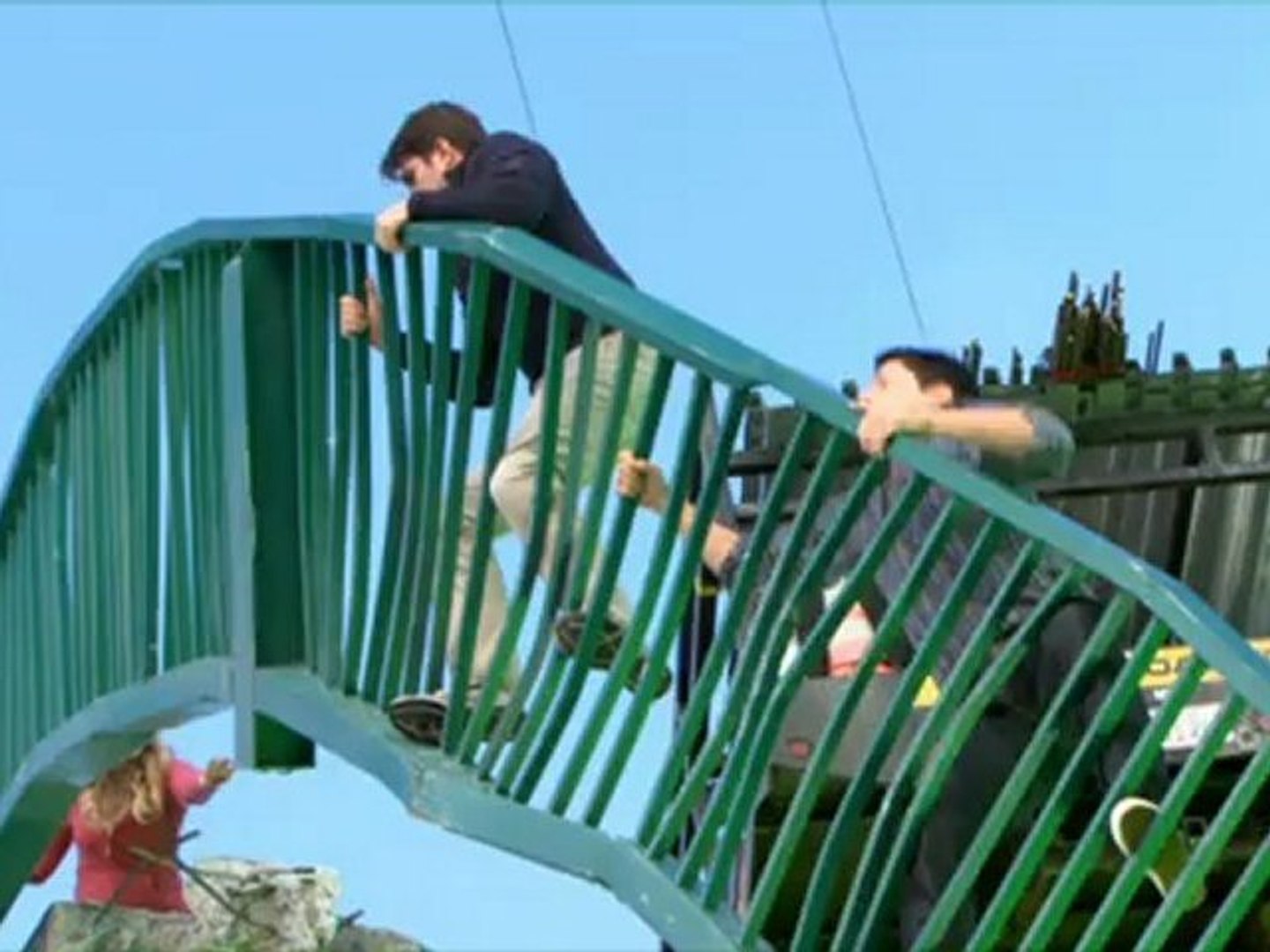 Final Destination 5 Bridge Scene