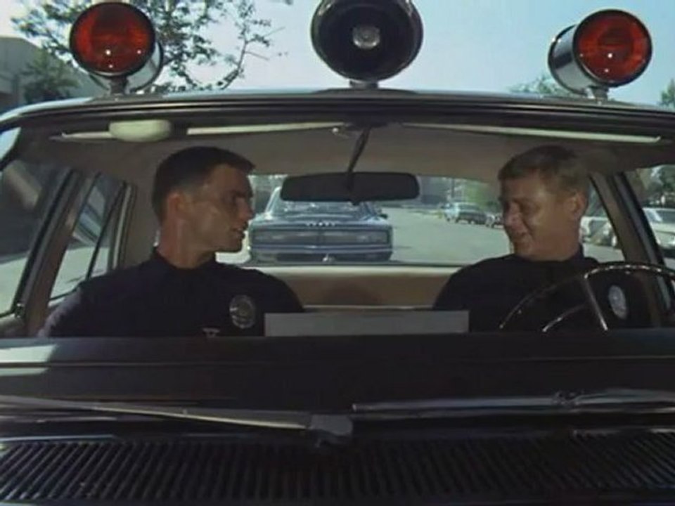 ADAM_12_S01E01_Log_1_The_Impossible_Mission_Pilot - video Dailymotion