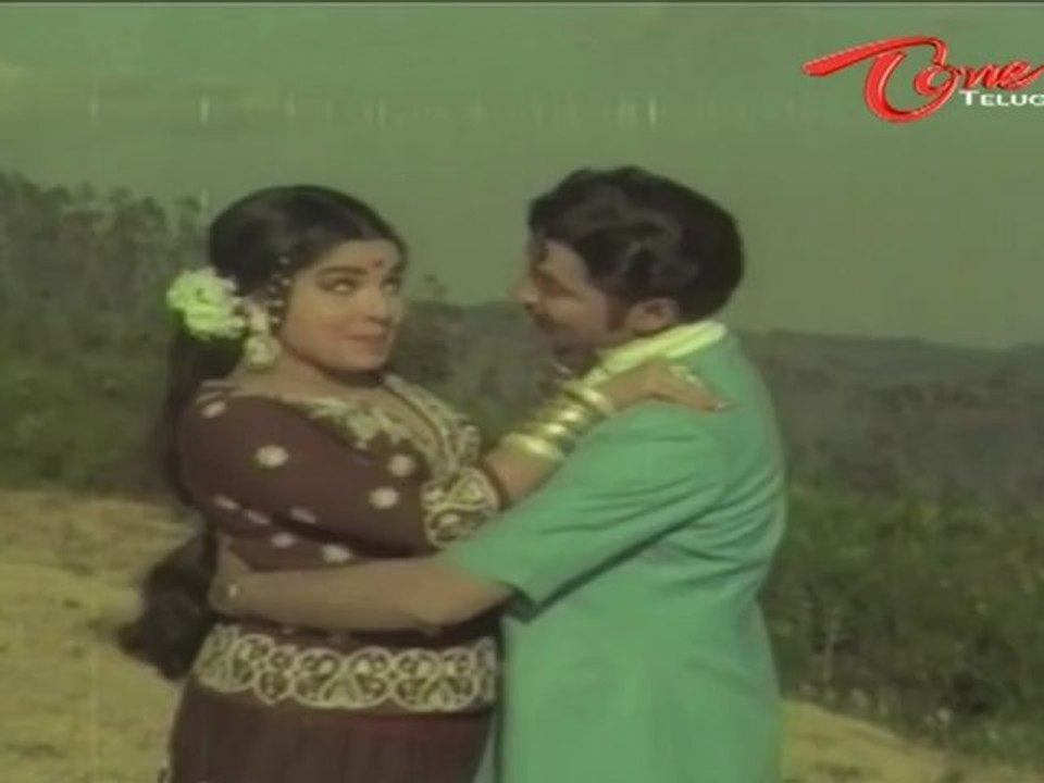 Doctor Babu Songs - Nee Vanukunnadhi - Sobhan Babu - Jayalalitha ...