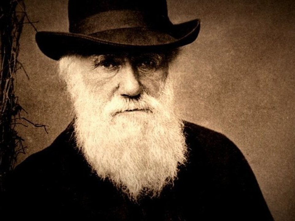 Charles Darwin Biography (Zafirov Biology) - video Dailymotion