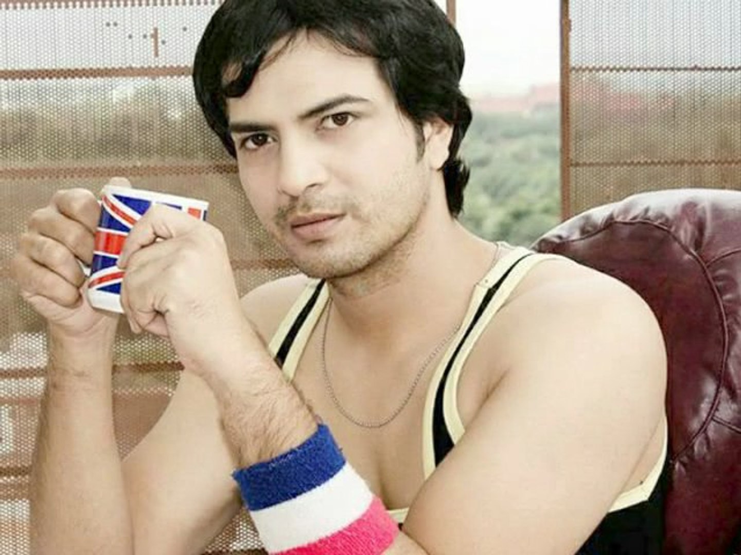 Girish Kumar Shirtless