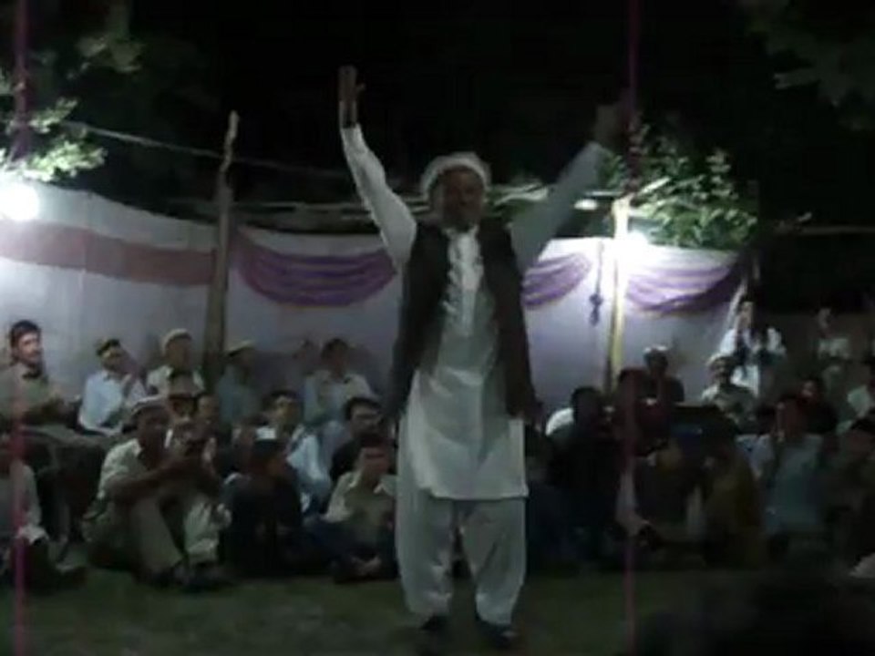 Chitrali dance 2 - video Dailymotion