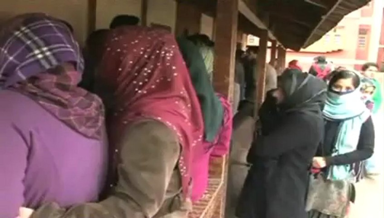 30,000 Kashmiri female orphans await marriage for want of dowry.mp4 ...