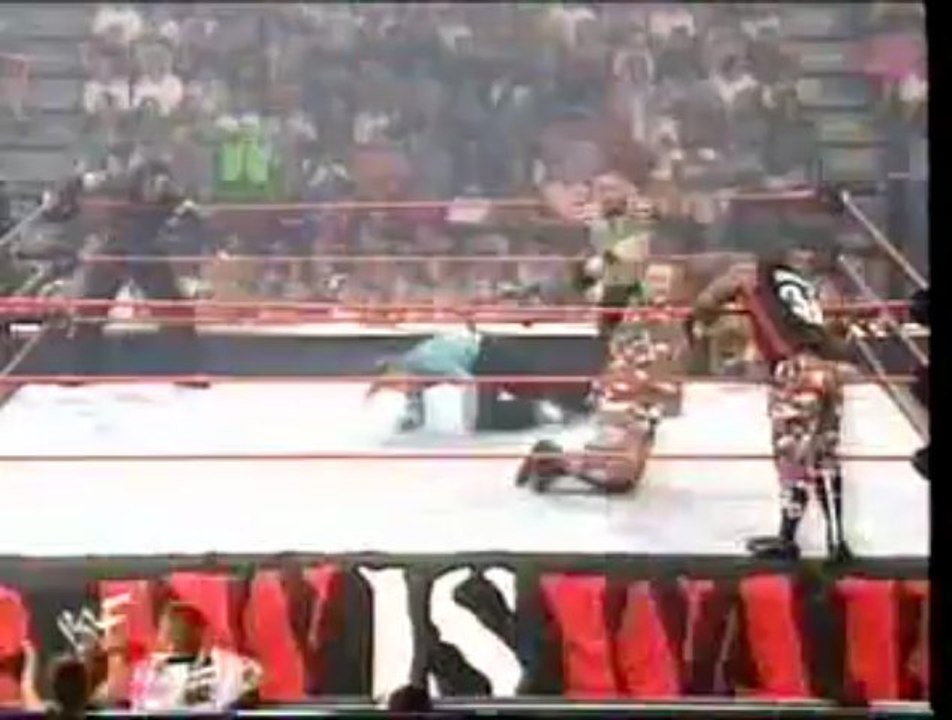 RAW 7/16/2001 Part 2 - video Dailymotion