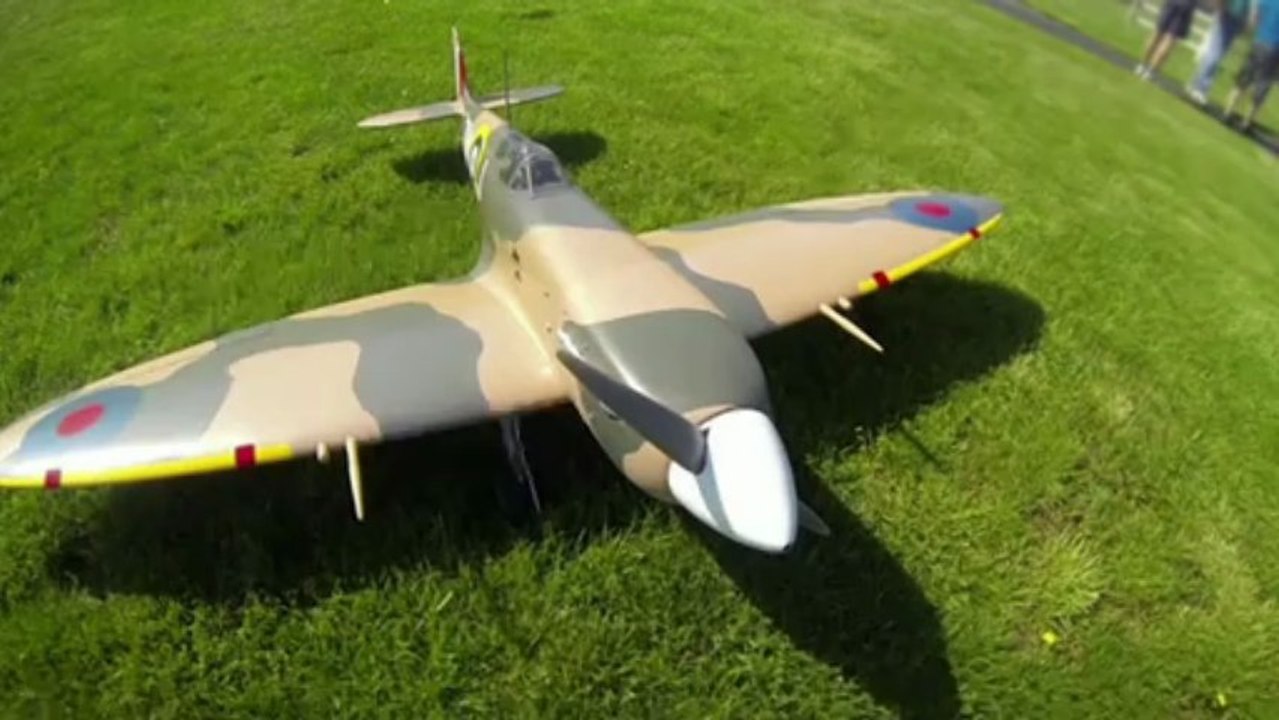 Top Flite Giant Scale Spitfire Gas ARF - video Dailymotion
