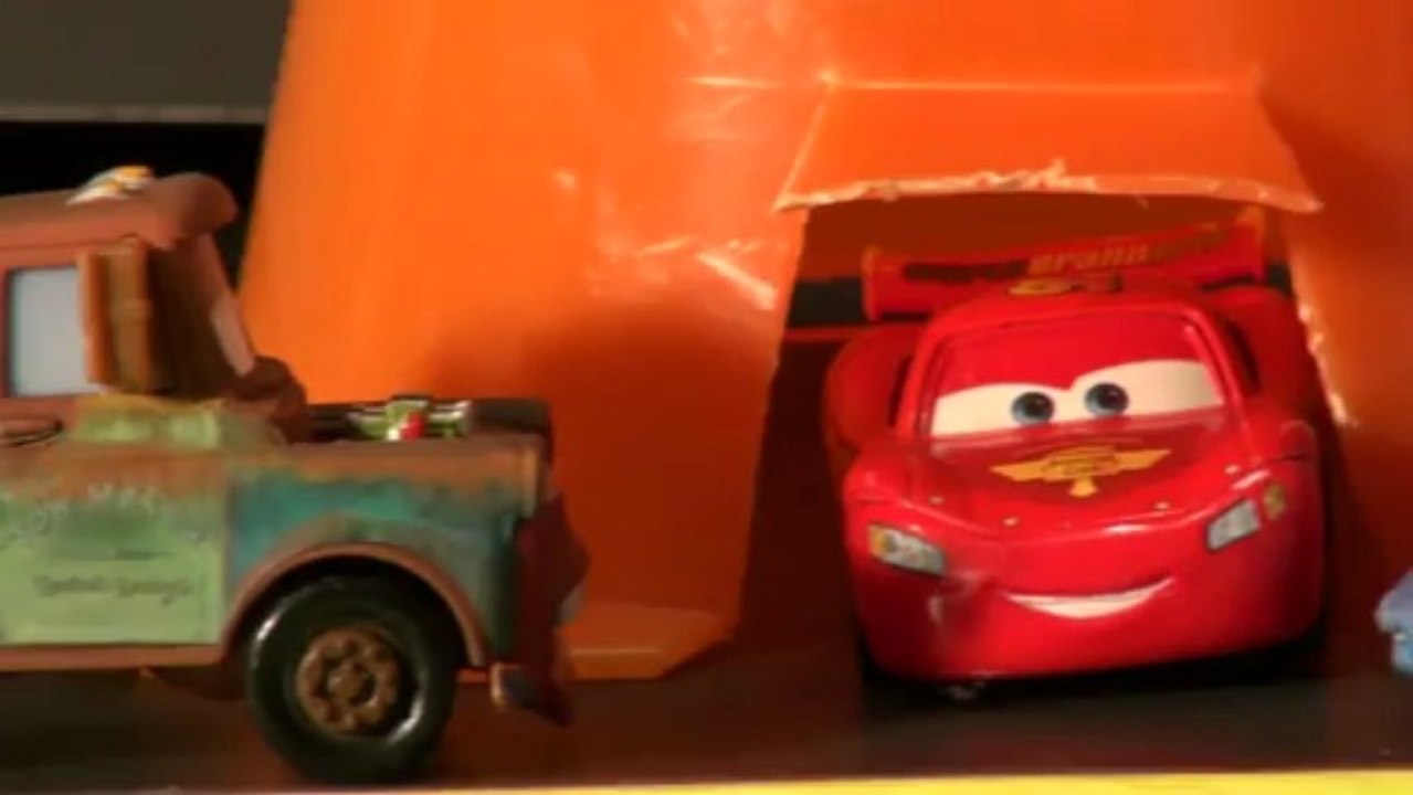 Disney Pixar Cars Cut Scene, Lightning McQueen's Nightmare with Chick ...