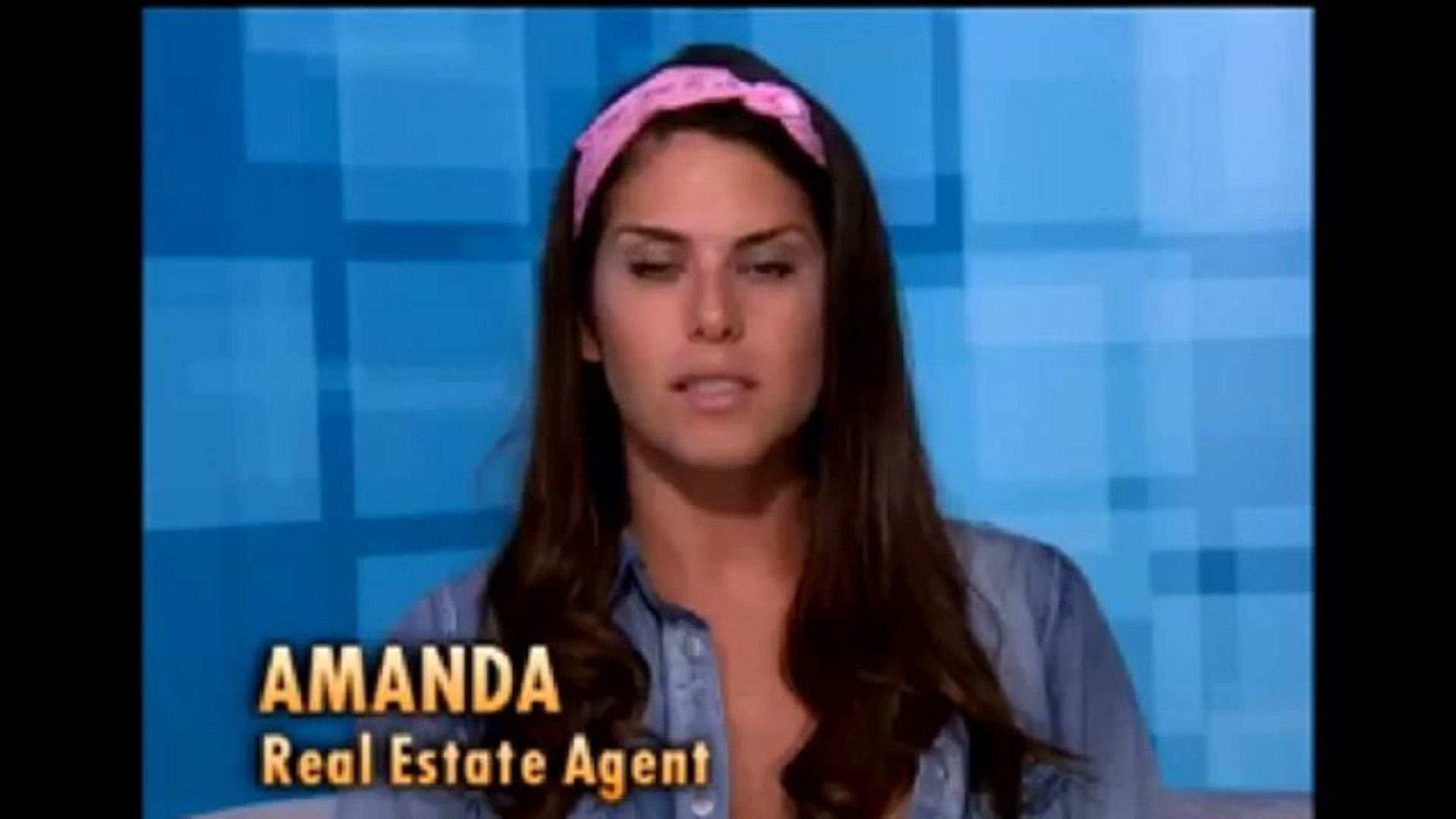 Amanda Zuckerman GIF