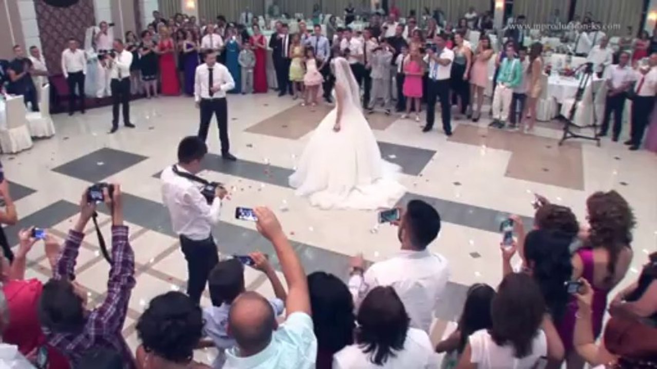 Dasma Shqiptare 2013 - Ja vlen ta shohesh - video Dailymotion