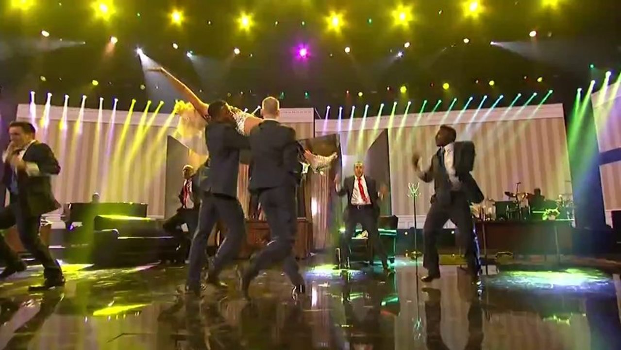 Lady Gaga feat. R. Kelly - Do What U Want (live) 2013 - video Dailymotion