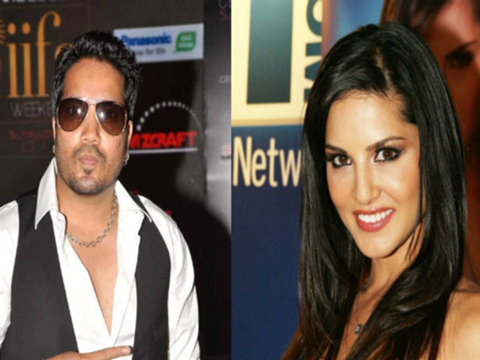 Mika Singh And Sunny Leone Kiss You Dont Want To Miss - video Dailymotion