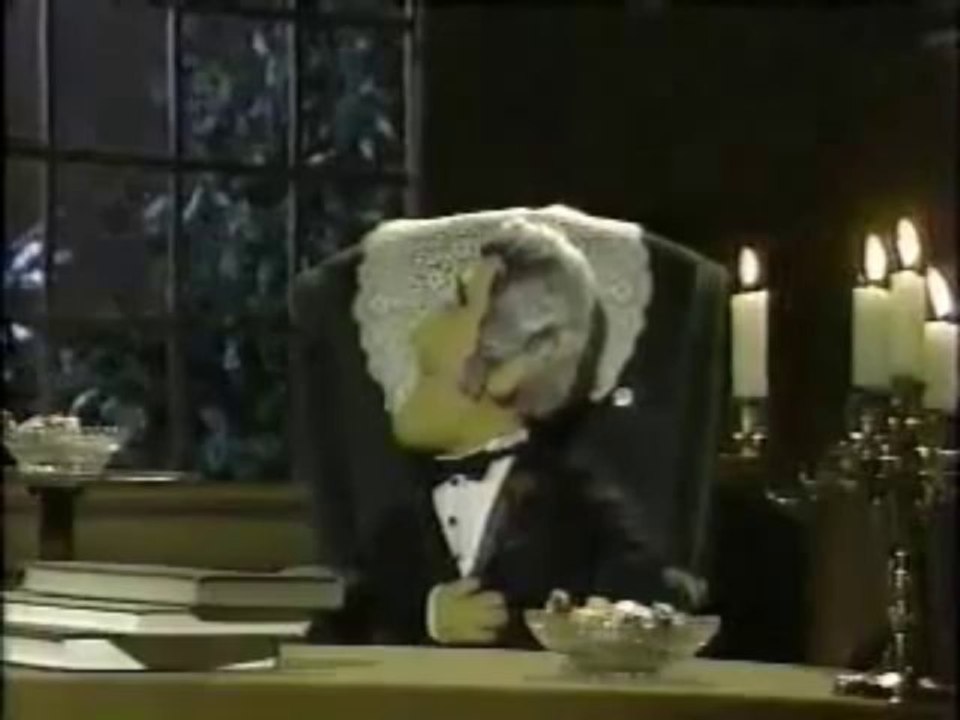 Classic Sesame Street - Mysteryous Theatre - The Mystery of the Missing ...