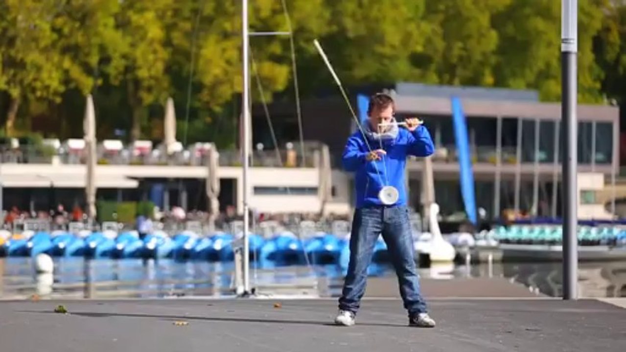 Video Shows Incredible Diabolo Skills - video Dailymotion