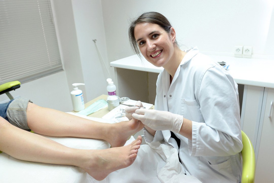 Métier, pédicure podologue - Vidéo Dailymotion