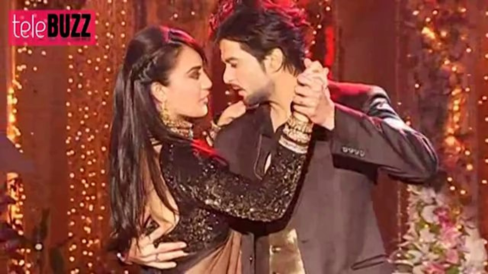 Asad And Zoya Romantic Wallpaper