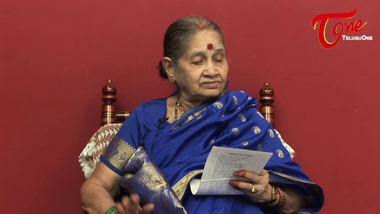 Geetha Saramsam | BhagavadGita Geethopadesam In 18 Slokas - video ...