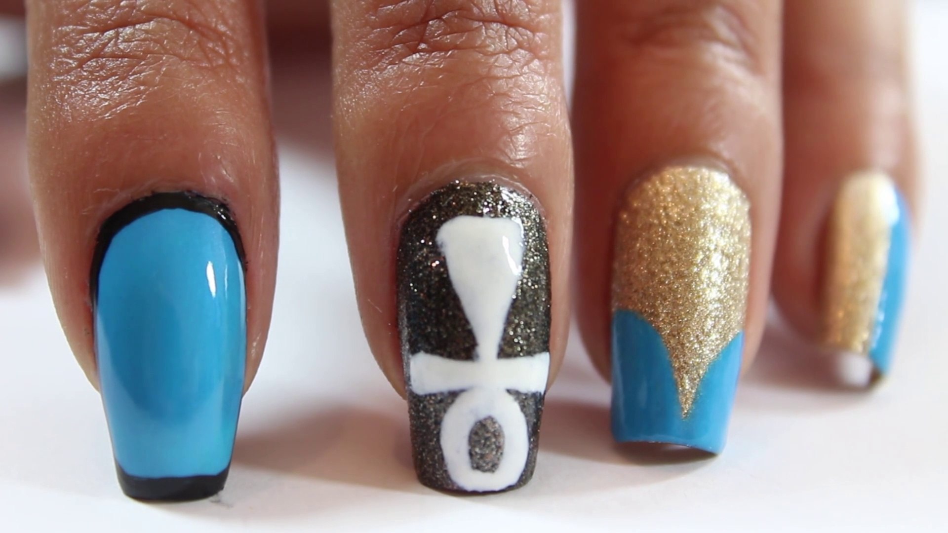 Katy Perry Dark Horse Nails Katy Perry's 'Dark Horse' Video Is 32