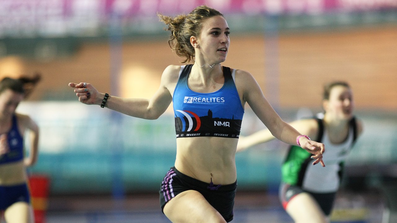 Finale 60 m haies Cadettes (record de France de Laura Valette) - Vidéo ...