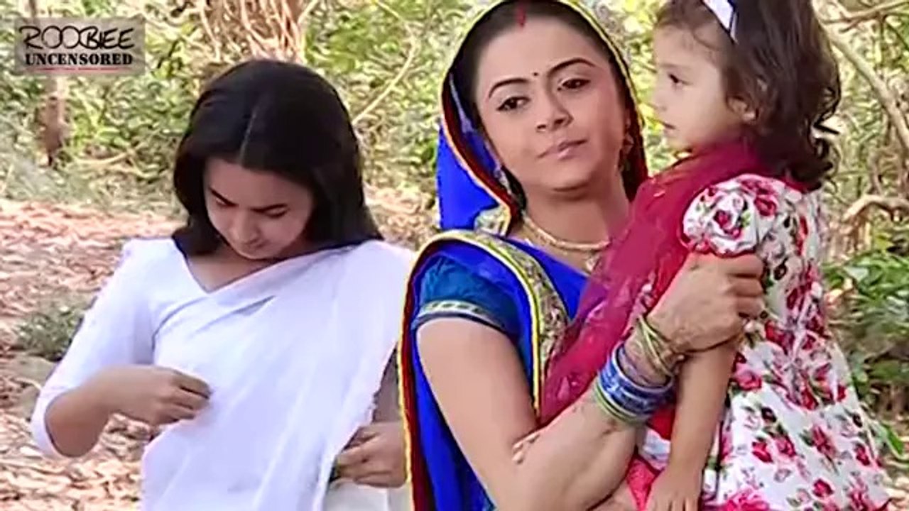Ahem Gopi and MEERA INJURED in ACCIDENT on Saath Nibhana Saathiya 7th ...