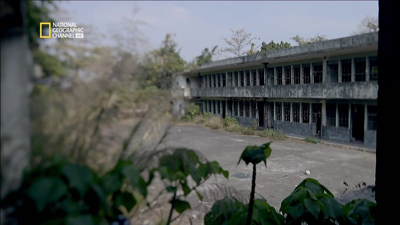 Enquete Paranormale - L Ecole Hantee - Vidéo Dailymotion