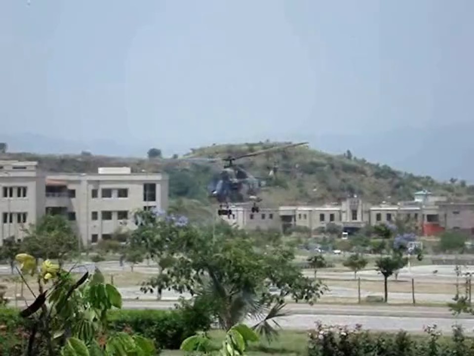 Helicopter in NUST H-12 Islamabad - video Dailymotion