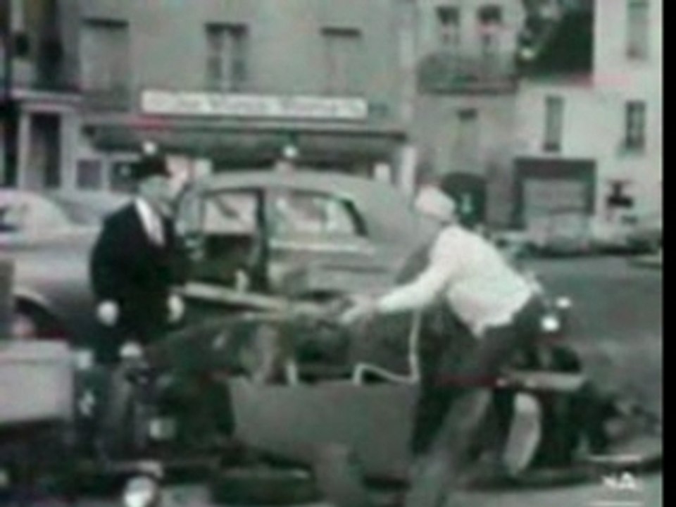 Le Corniaud tournage scène 2CV - Vidéo Dailymotion
