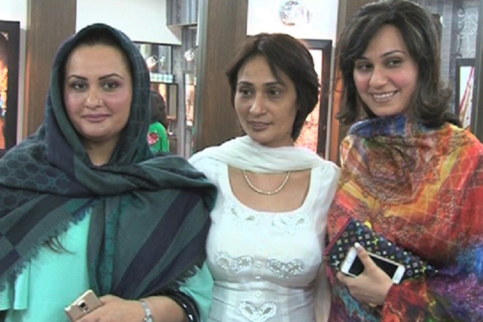 Nargis Stage Actress