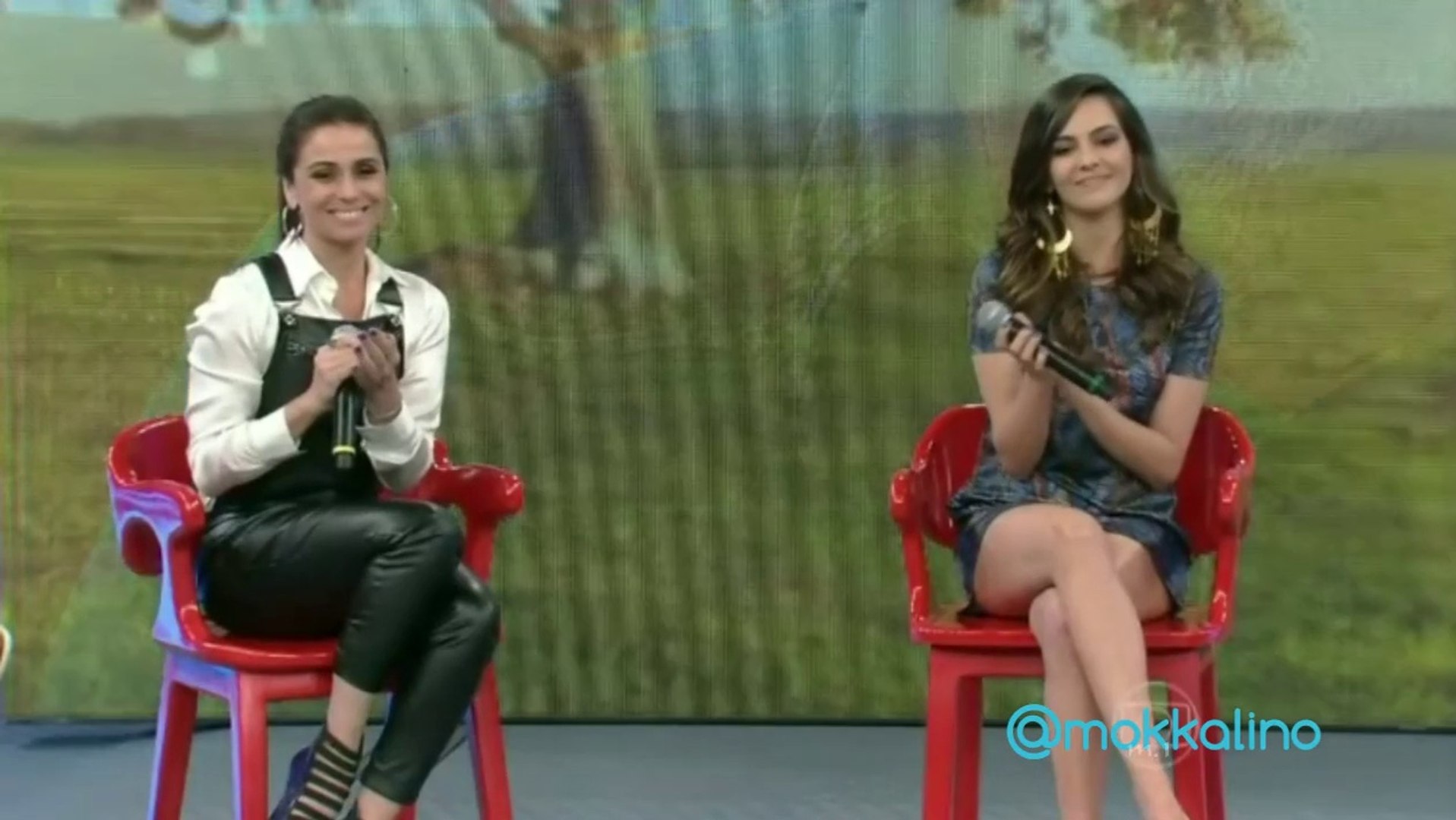 Taina Muller E Giovanna Antonelli Beijo