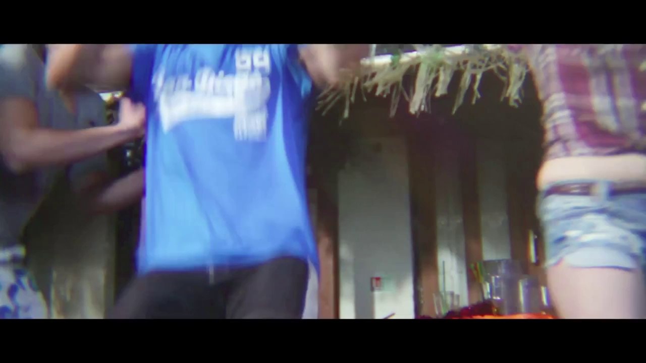 Crying Wolf - Official Theatrical Trailer - In Theatres 2013 - Vídeo ...