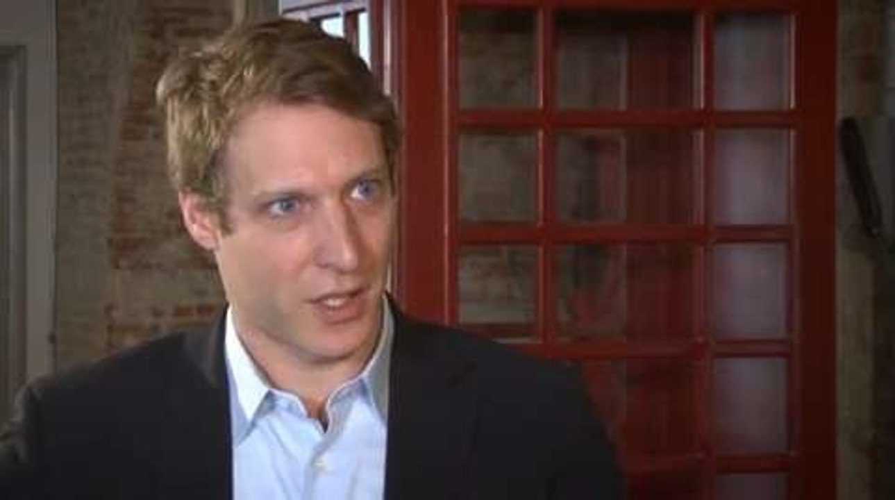 How Recyclebank Uses Gamification to Incentivize Recycling - video ...